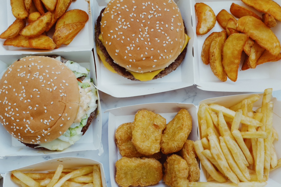How to Navigate Eating at Fast Food Restaurants - AZ Dietitians